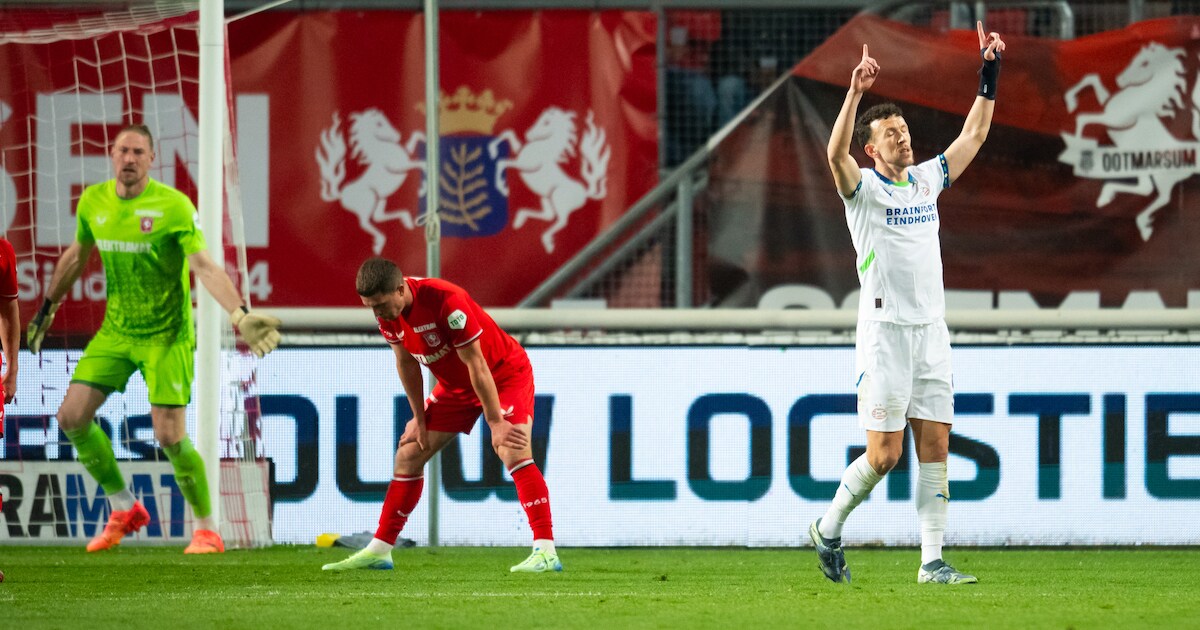 PSV op rapport na belangrijke zege op bezoek bij FC Twente: Perisic als echte uitblinker ...