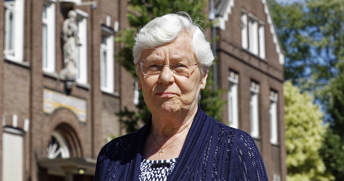 Overste Agnes ziet ene na andere zuster bezwijken aan virus | Meierij ...