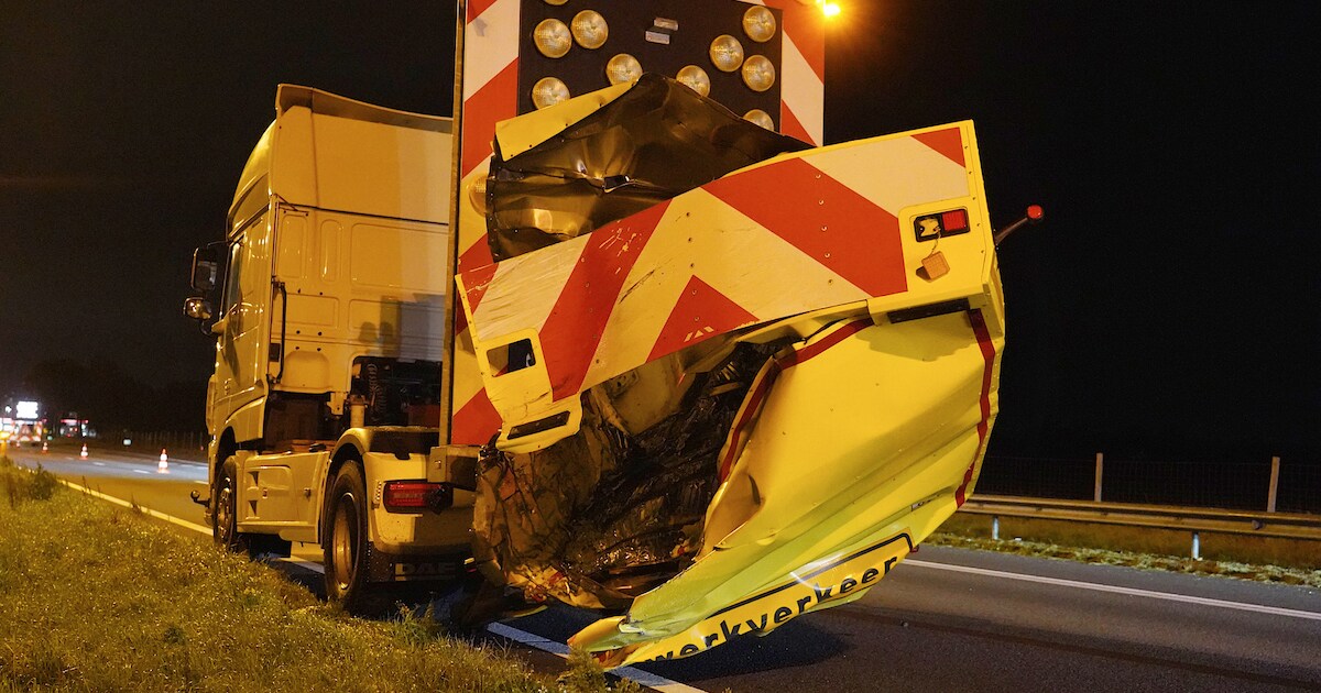 Bestelbus botst tegen pijlwagen op A58 bij Gilze | Regio | BD.nl