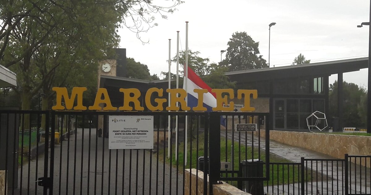 Jeugdspeler (17) RKSV Margriet overvallen met mes, voetballers mogen ...
