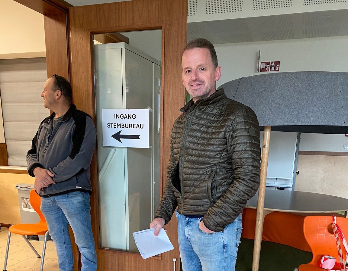 Philip Loots (N-VA) maakt droom waar en is officieel burgemeester van ...