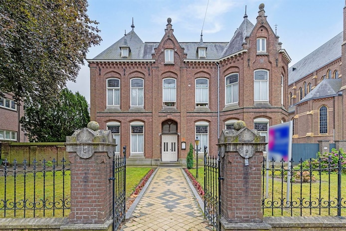 Parochie zet pastorie Kaatsheuvel te koop voor 855.000 euro: ‘Er zijn ...