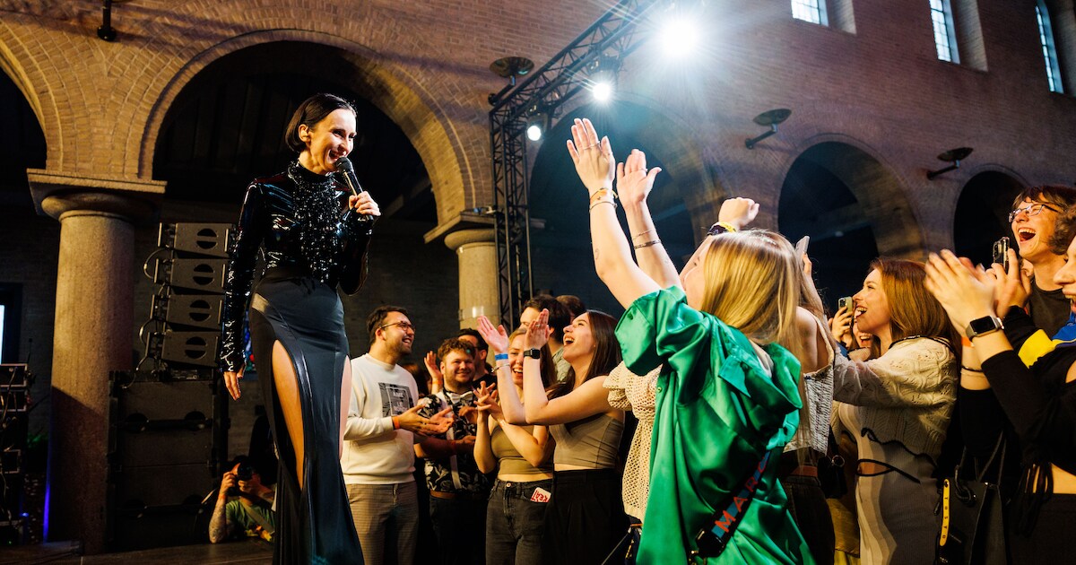 Oekraïense jongeren bij Go_A-concert: ‘Ben ik nu een buitenlandse ...