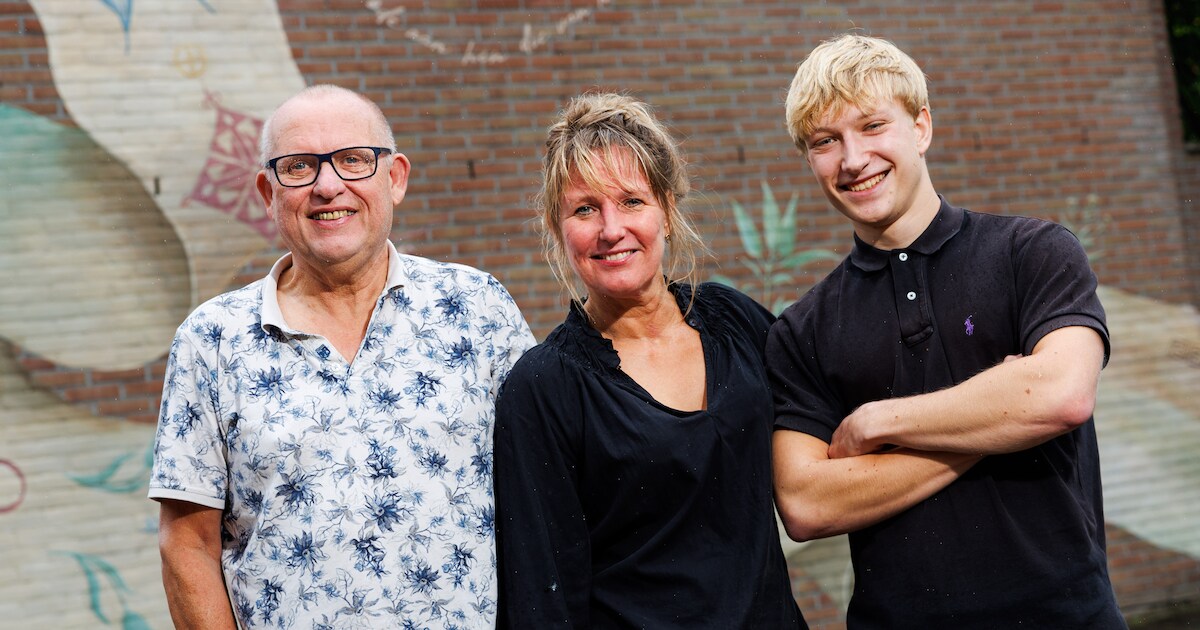125 jaar Odulphuslyceum door de ogen van Gijs (69), Moniek (53) en Abe ...