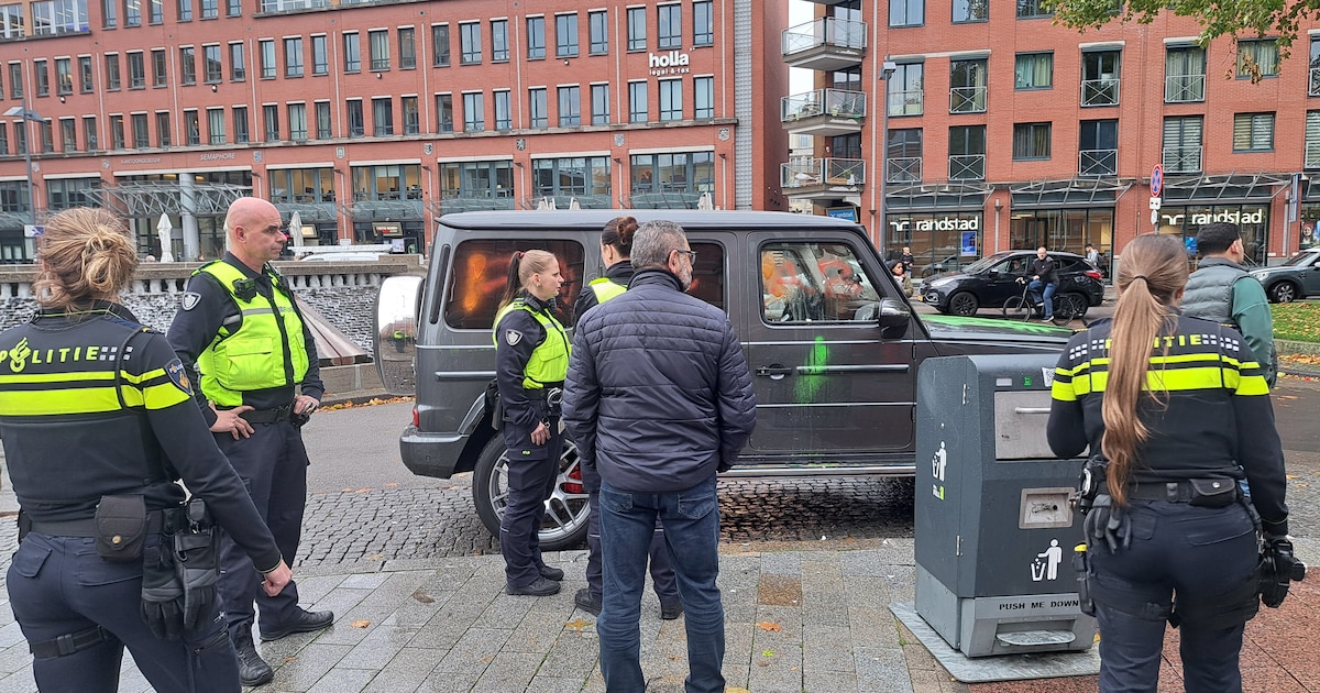 Met verf bekladden van dure wagen blijkt een grap waar de politie niet ...