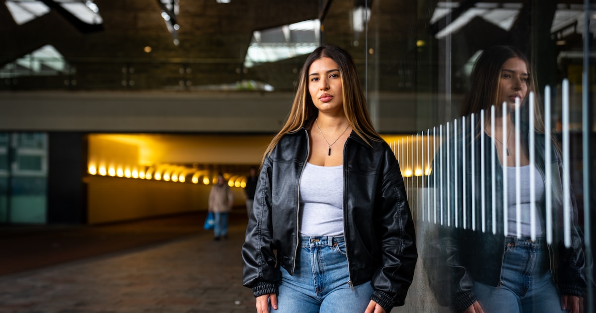 Al van jongs af aan wordt Ouissam (27) lastiggevallen op straat: ‘Ik ...