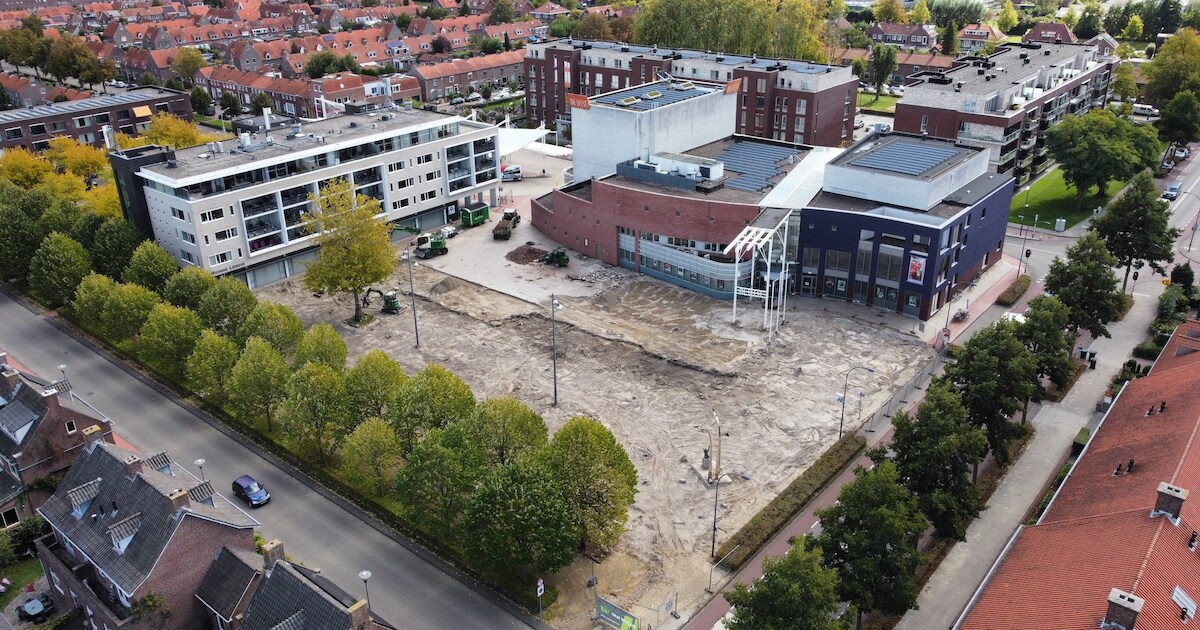 Nu nog een saaie vlakte, straks een levendig stadsplein: ‘Het zag er ...