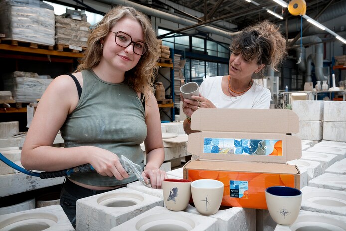 Keramiek Cor Unum met een boodschap: Bossche bekers gaan naar Trump en ...