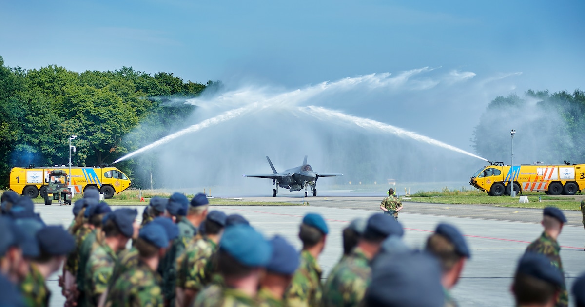F-35 vliegt minder vaak van Volkel dan gepland, maar de eerste ...