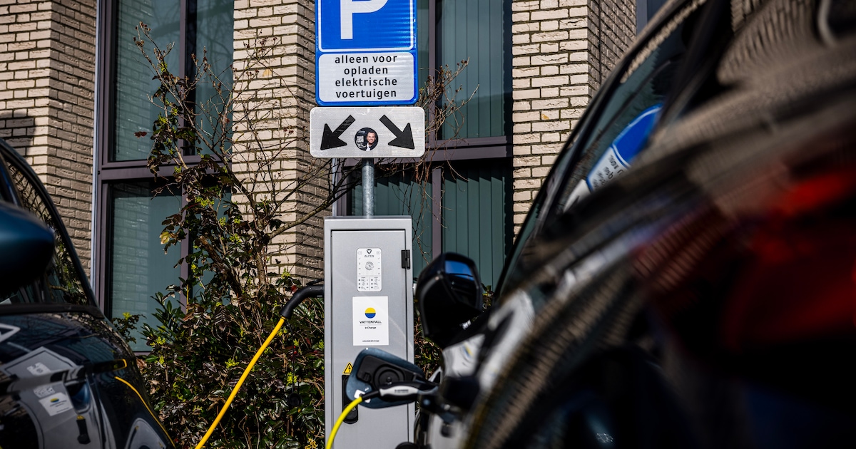 Grondwater staat te laag: Vattenfall schakelt 190 laadpalen uit ...