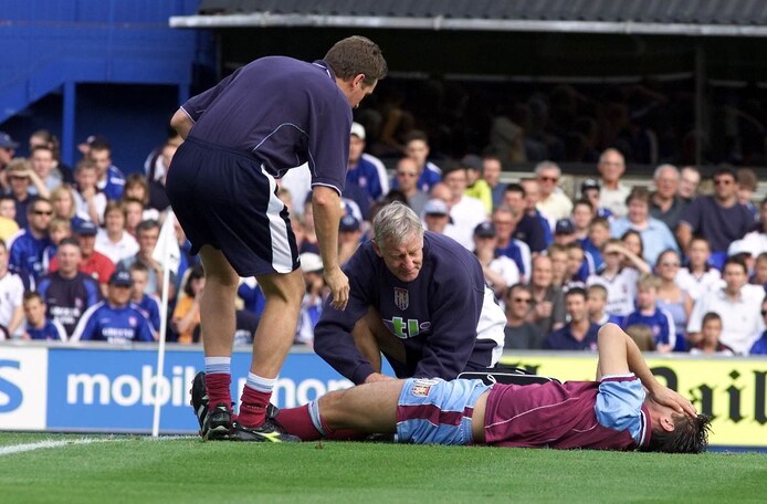 PSV-icoon Luc Nilis keert 25 jaar na horrorblessure terug naar Aston ...