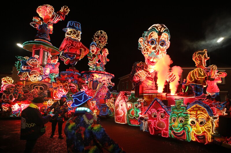 Optochten en volop drukte in binnensteden: dit was carnavalszaterdag in ...