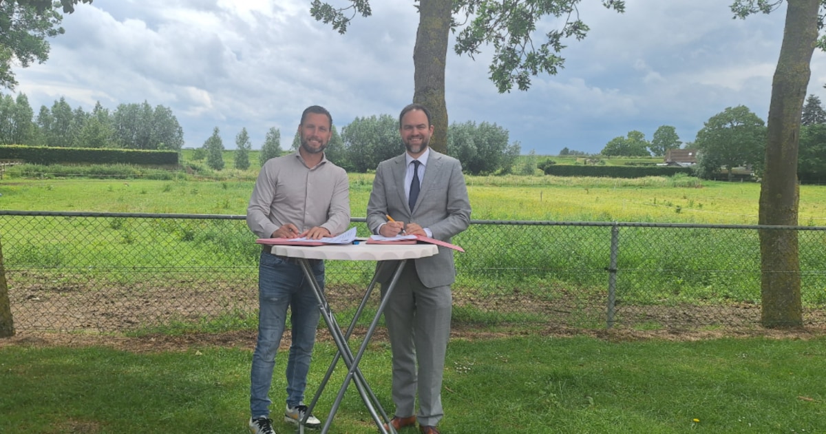 Bouw van 21 woningen in Well stap dichterbij na ondertekening ...