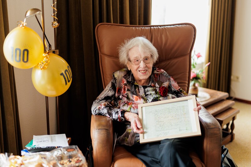 Tonnie (100) uit Heesch kreeg tegenslag na tegenslag, maar bleef ...