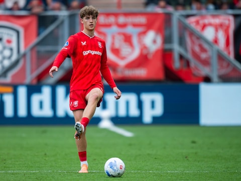 Verrassende wending: FC Twente mag ondanks miljoenenbod PSV hopen op ...
