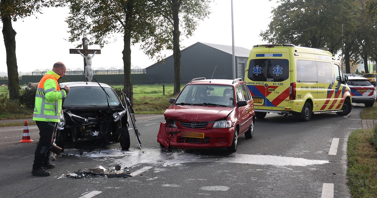 Bestuurder brommobiel naar het ziekenhuis na botsing in Volkel | 112 nieuws Maashorst | bd.nl