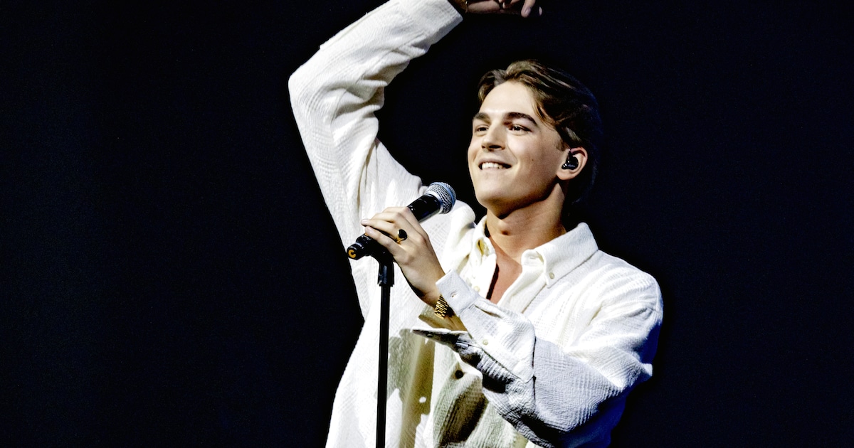 Recensie | Twee sterren voor album Antoon: song over overleden moeder ...