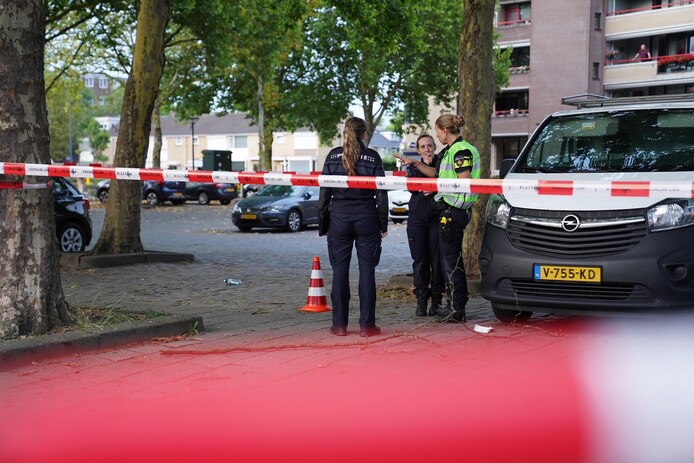 Schietpartij op Rivierenplein in Den Bosch, politie tast nog in het duister | Den Bosch | bd.nl