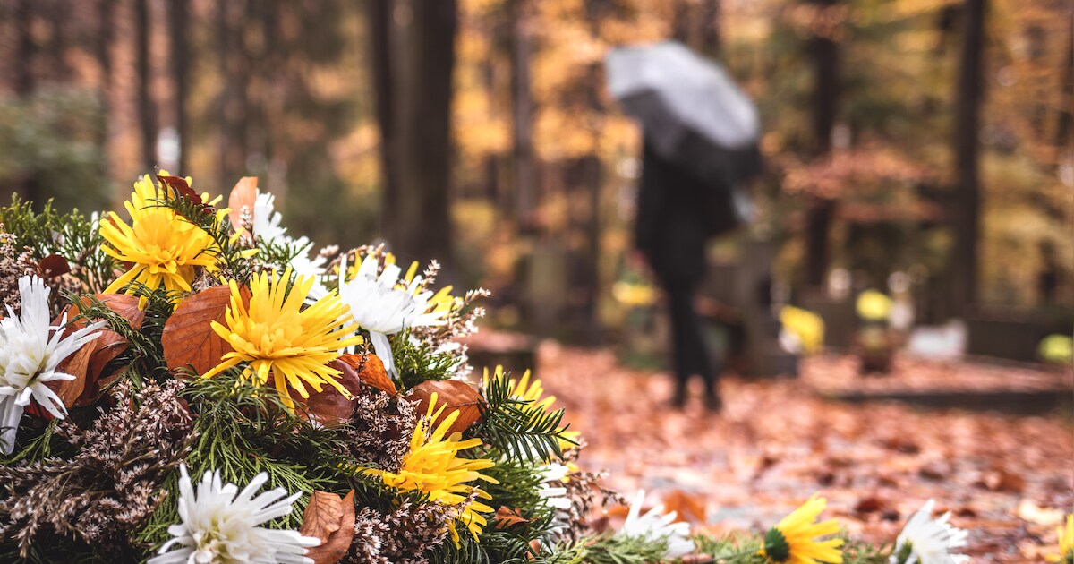 Begraven in eigen grond: iedereen mag het, maar de vraag is of het ook ...
