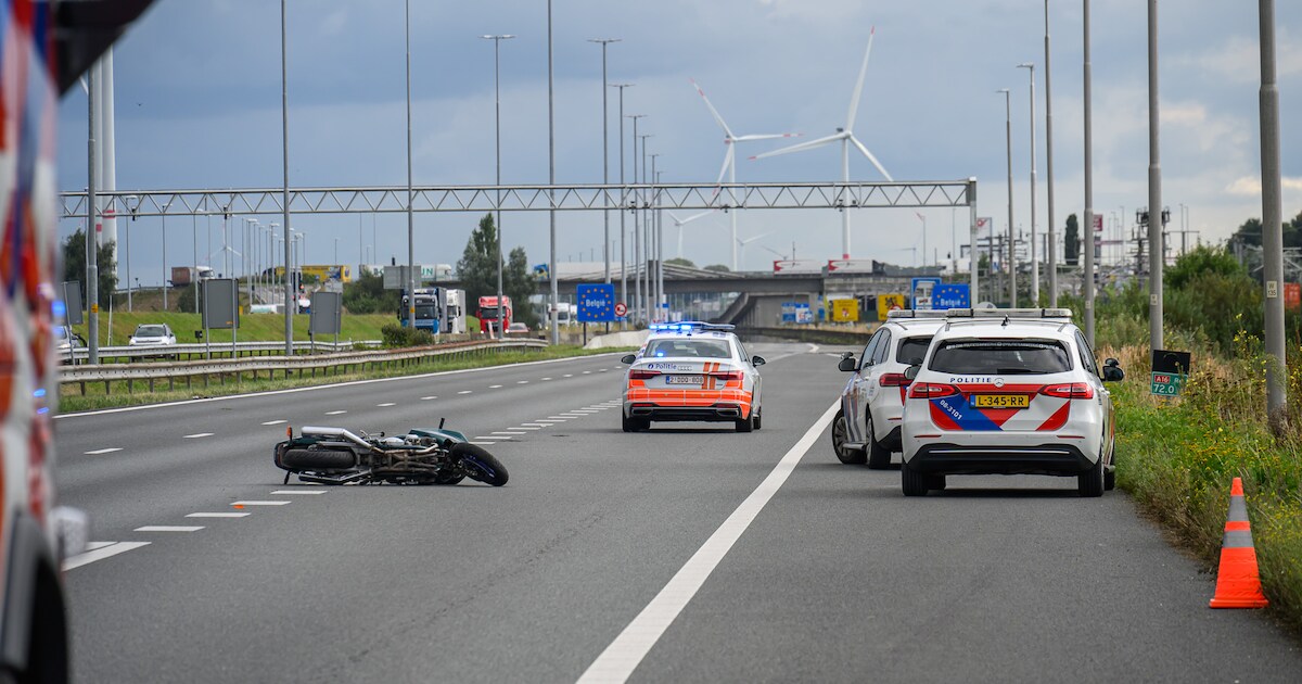 Dode en zwaargewonde bij ongeval op A16 bij Breda | 112 nieuws Breda | bd.nl