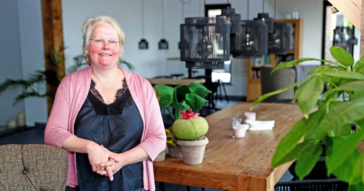 Het kan gaan bruisen in het oude postkantoor van Woudrichem | Altena ...