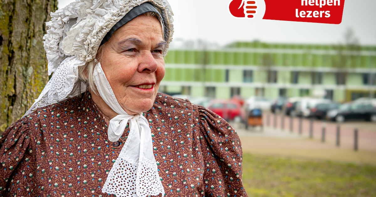 Riky loopt in klederdracht en zoekt een Brabantse poffer. Wie helpt ...