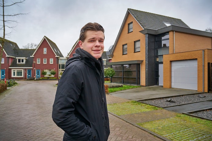 Tim (18) wil zelf zijn huis bouwen, net als zijn vader en opa: ‘Dat scheelt een ton’ | Verhalen ...