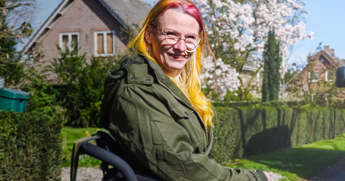 Als Petra met de buurtbus naar Oss wil, zit er maar één ding op: op ...