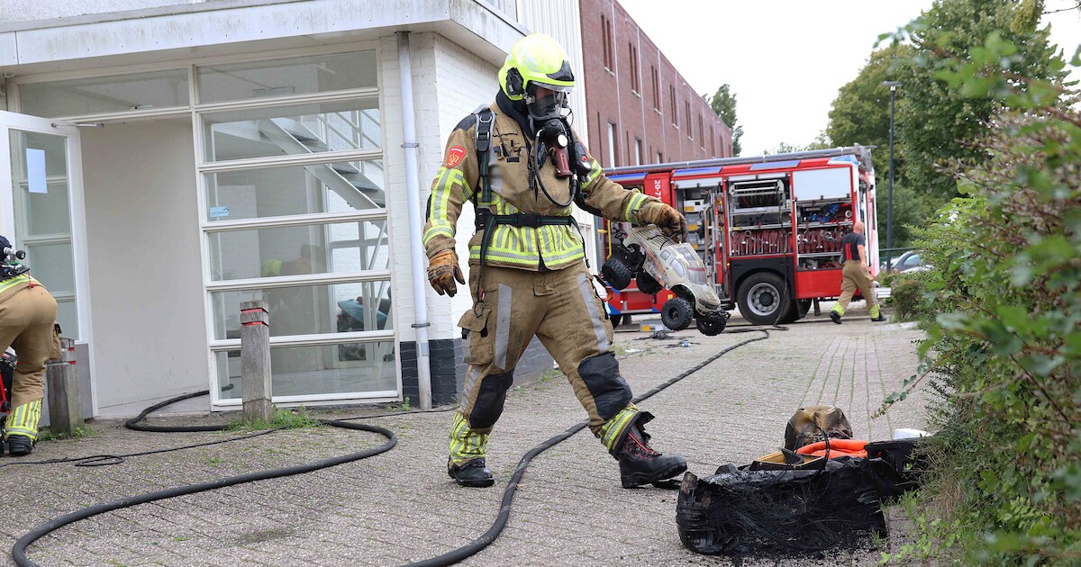 Brand in berging van wooncomplex in Waalwijk: bewoners moeten tijdelijk hun huis uit | Waalwijk ...