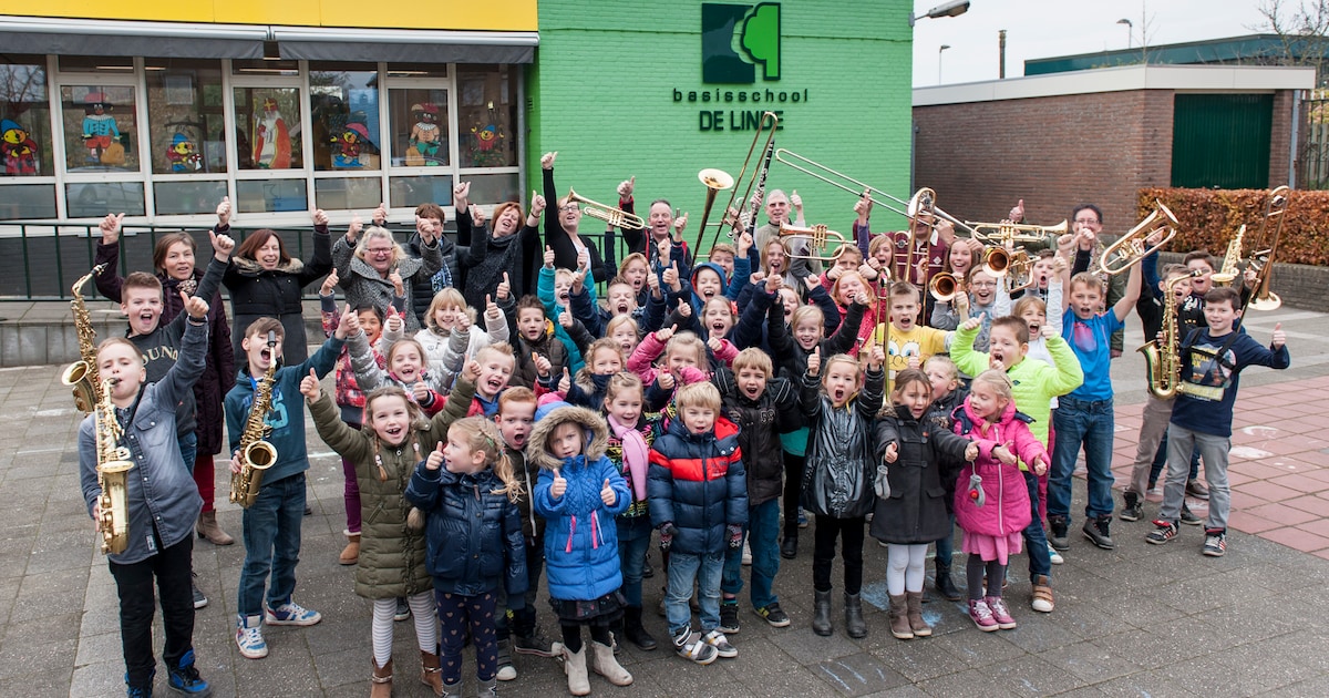 Wordt Macharen een spookdorp? Prinses Aniek roept inwoners bij elkaar na bericht dat school ...