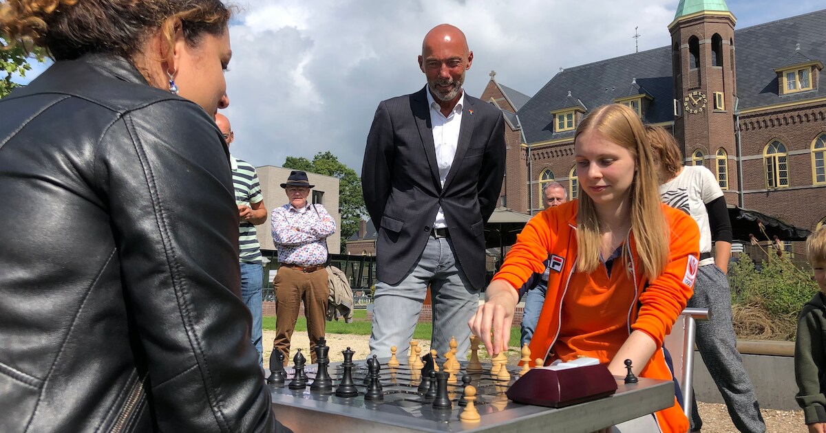 Schaaktafels voor sociale cohesie in Berkel-Enschot | Tilburg e.o. | BD.nl