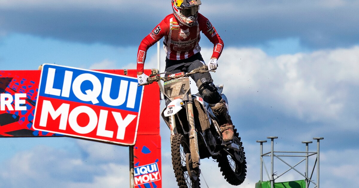 Kay de Wolf weet in PSV-outfit te winnen in MX2 in Arnhem: ‘Hij vroeg ...