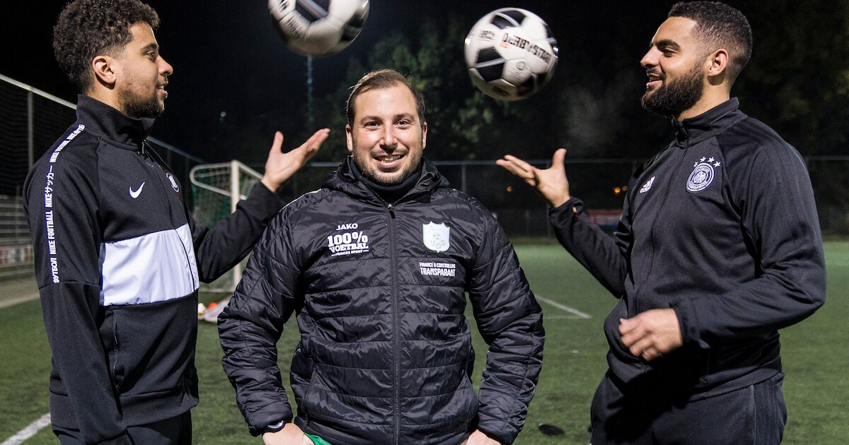 Zes goals, vier keer rood en een speler die in zijn vinger zou zijn gebeten: bizarre middag bij ...