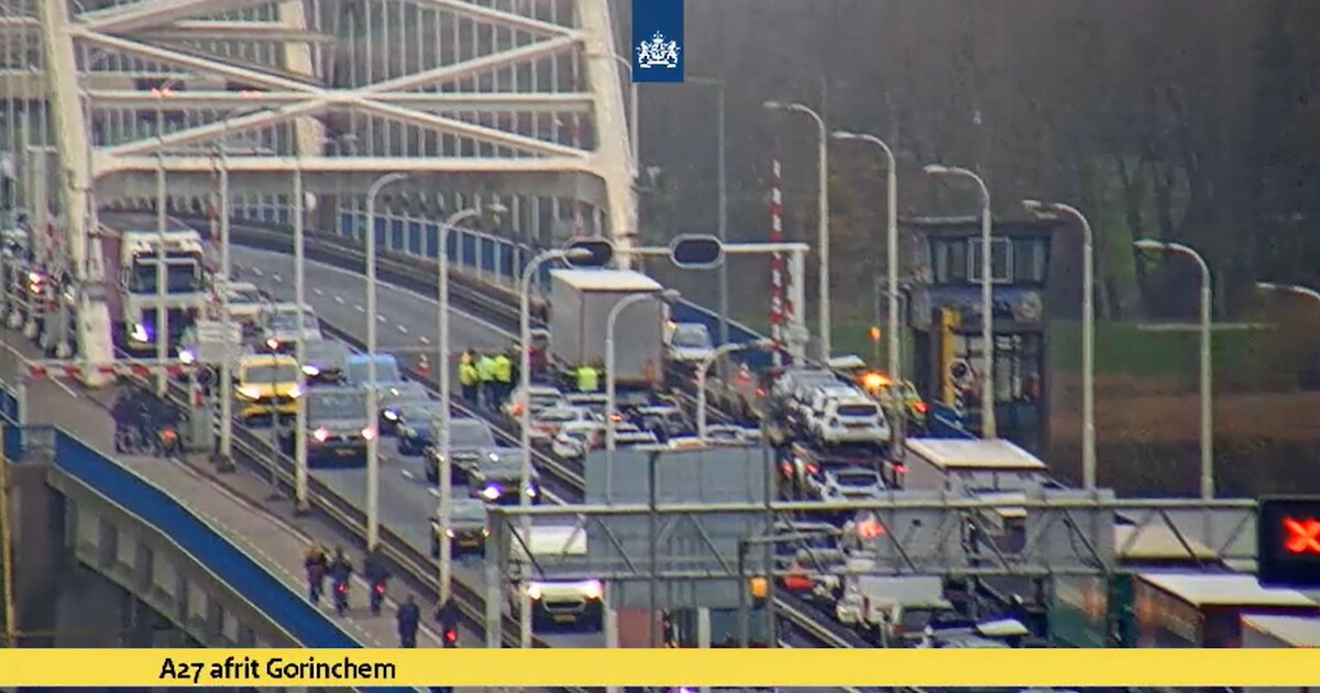 Ongeval op de A27 bij zorgt voor forse vertraging, weg weer vrij ...