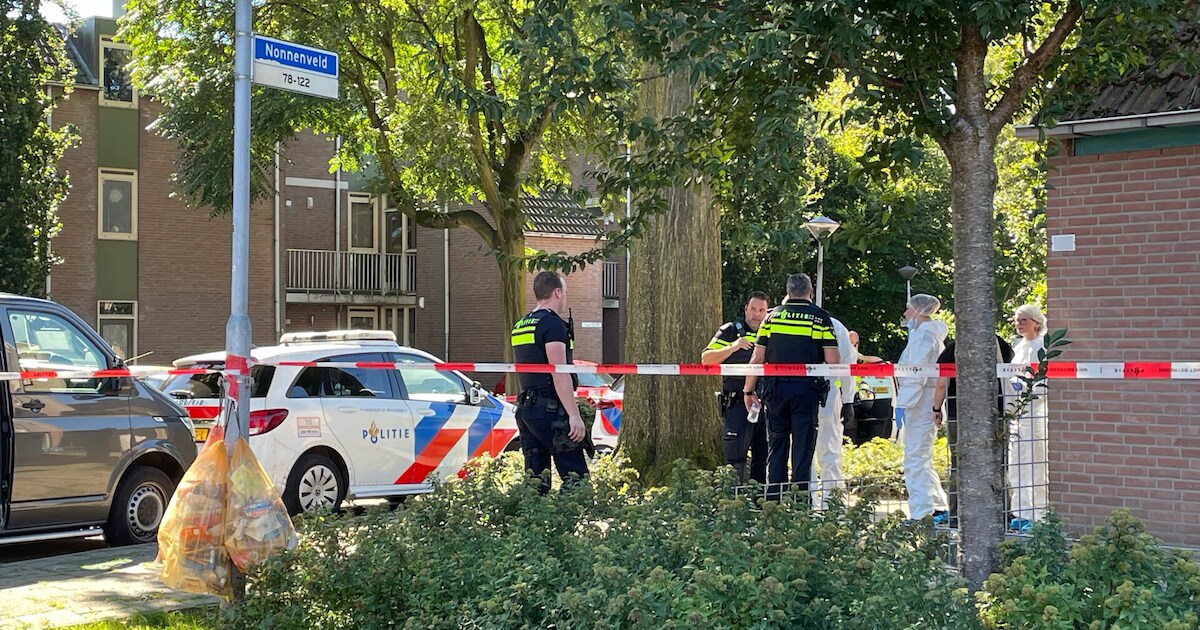 Man aangehouden na vondst dode vrouw (41) in woning Uden, politie vermoedt misdrijf | Maashorst ...