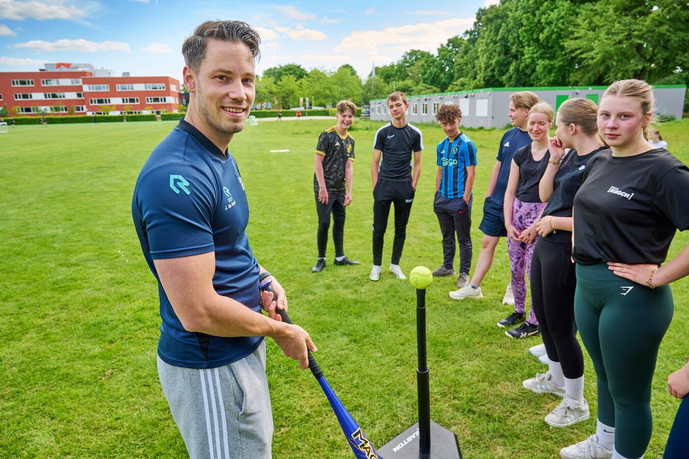 Reünie Udens College trekt ook docenten die er vroeger zelf leerling ...