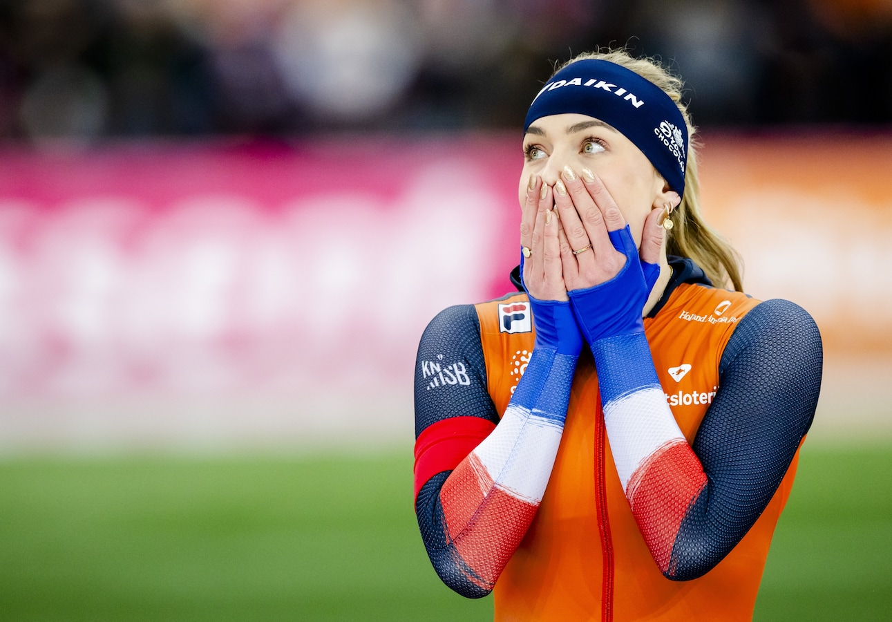 Joy Beune voltooit hattrick met goud op 1500 meter: ‘Hier heb ik van ...