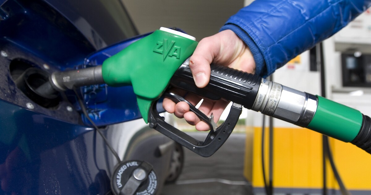 Nederlandse benzineprijzen stijgen naar nieuw record | Economie | BD.nl