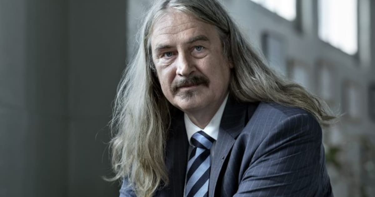 Ilja Leonard Pfeijffer vertelt over zijn nieuwe roman Alkibiades in ...