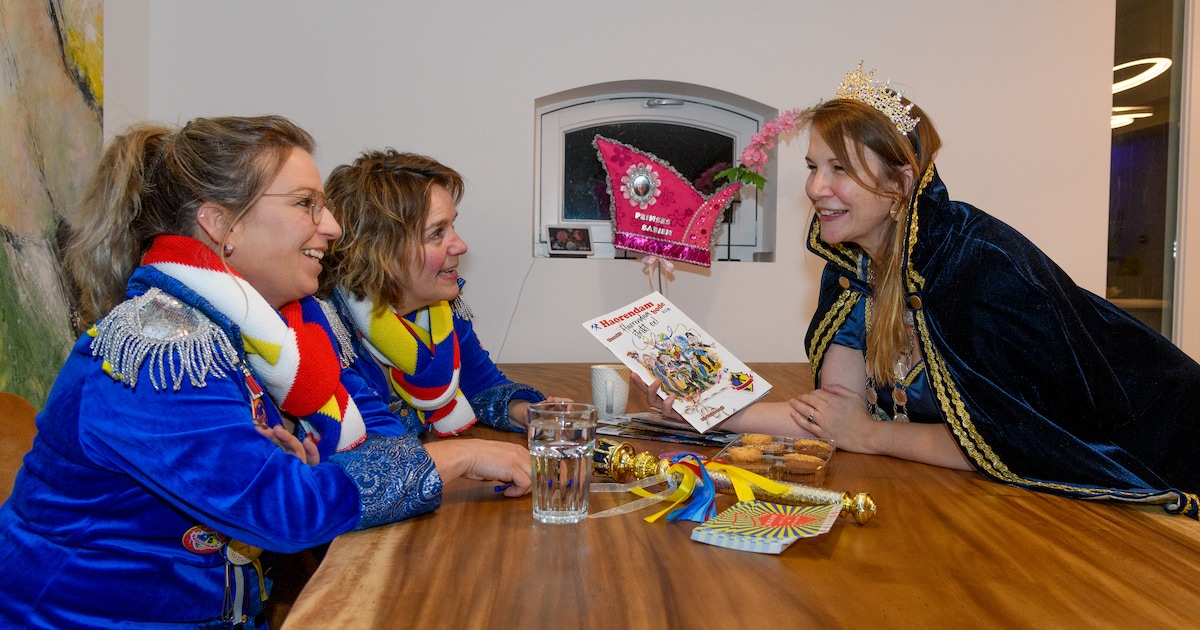 Prinses carnaval, in veel steden een hot item, in Haarsteeg heel gewoon ...