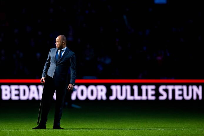 Niemand gaat vrijuit bij PSV tijdens een ongekende resultaatcrisis ...