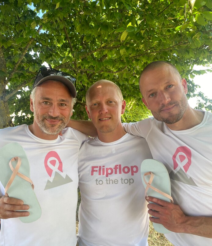 Vrienden uit Den Bosch en Tilburg deden op slippers mee aan Alpe d ...