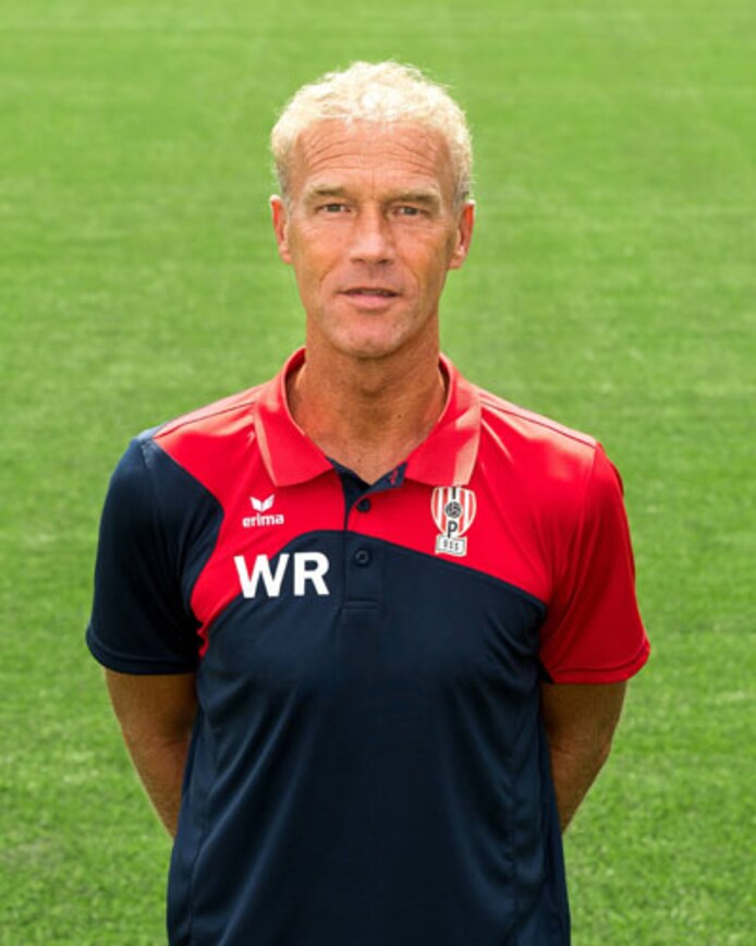 Keeperstrainer Wim Ribbens neemt na vier jaar afscheid van TOP Oss ...