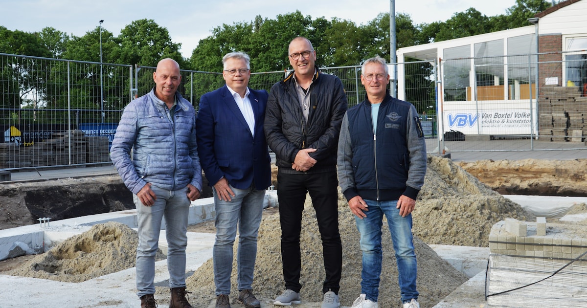 Voetbalclub RKSV Volkel bouwt zelf nieuwe kleedlokalen en bespaart ...
