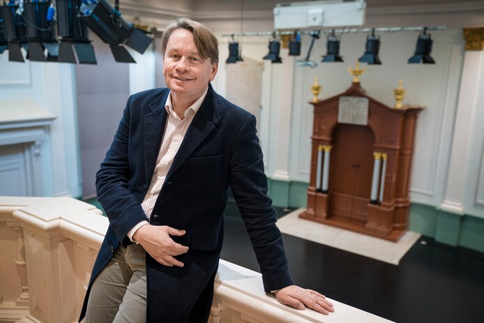 Directeur Vocalistenconcours zet in Portugal zijn tanden in een wel ...