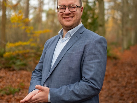 Louis Laros vertrekt uit de politiek in Loon op Zand: hij wordt ...