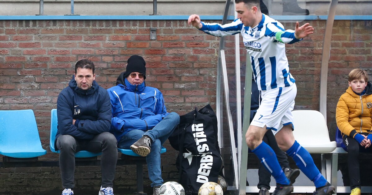 Harm van Hal was eerst speler onder Helvoirt-trainer Van Hattum, nu ...
