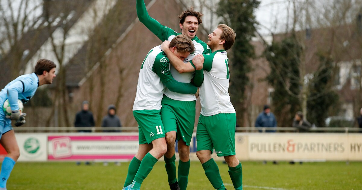 Beginnend hoofdtrainer Pascal Smits beleeft met Woudrichem een ...