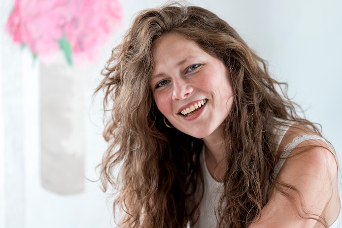 Bossche zangeres Nana (30) staat in voorprogramma van Tom Odell: ‘Soms denk ik, is dit echt zo ...