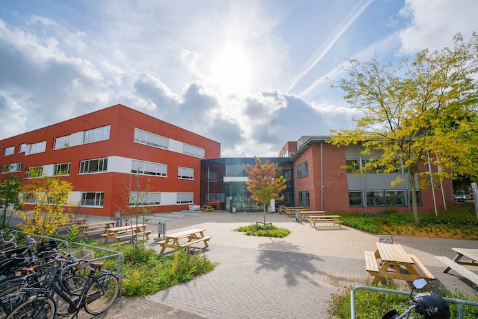 Lezersbrief | 25 jaar Udens College: wat valt er eigenlijk te vieren ...